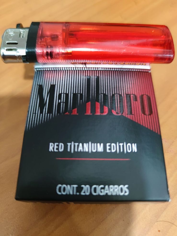 ¿Qué Son los Marlboro Red Titanium? – Burrito Rosa